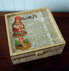 Homemade Treasure Box | FaveCrafts.com